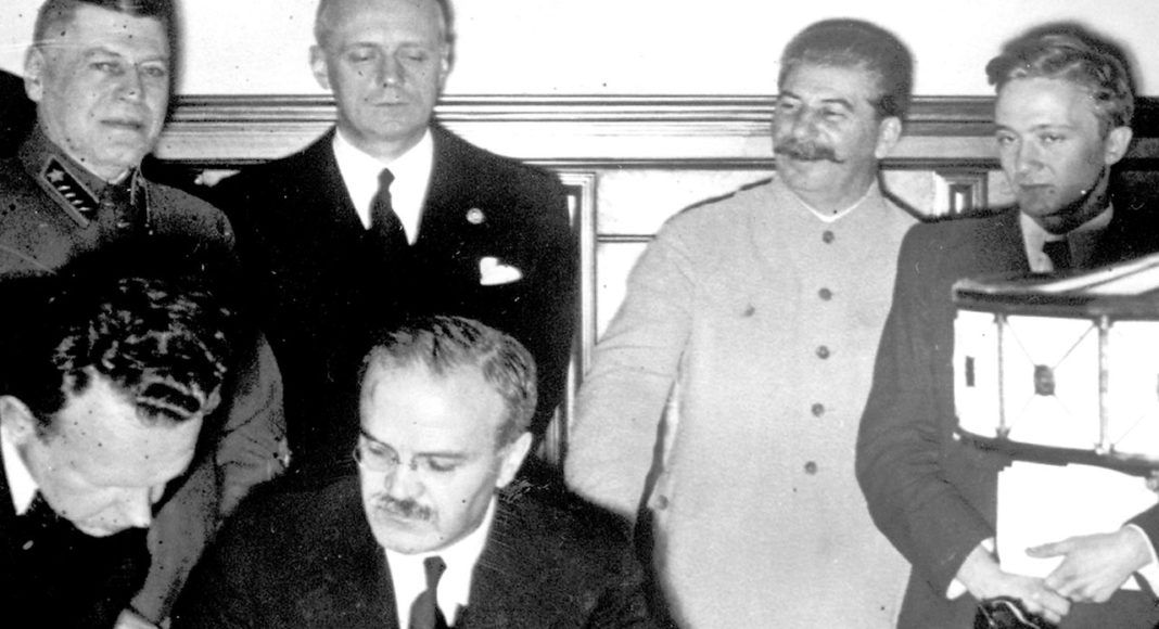 A ochenta años de una firma que fue una jugada maestra de Stalin ...