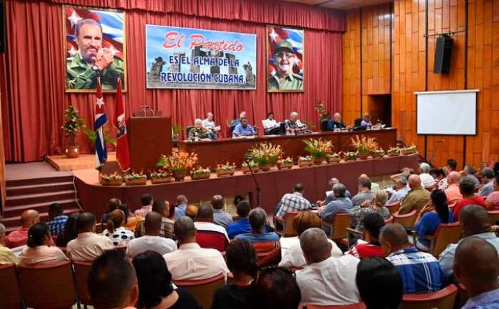 Presidente de Cuba insta a impulsar desarrollo desde los territorios ...